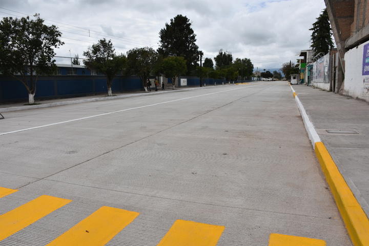 Pavimentación de calles es un gran beneficio: Salazar Moncayo